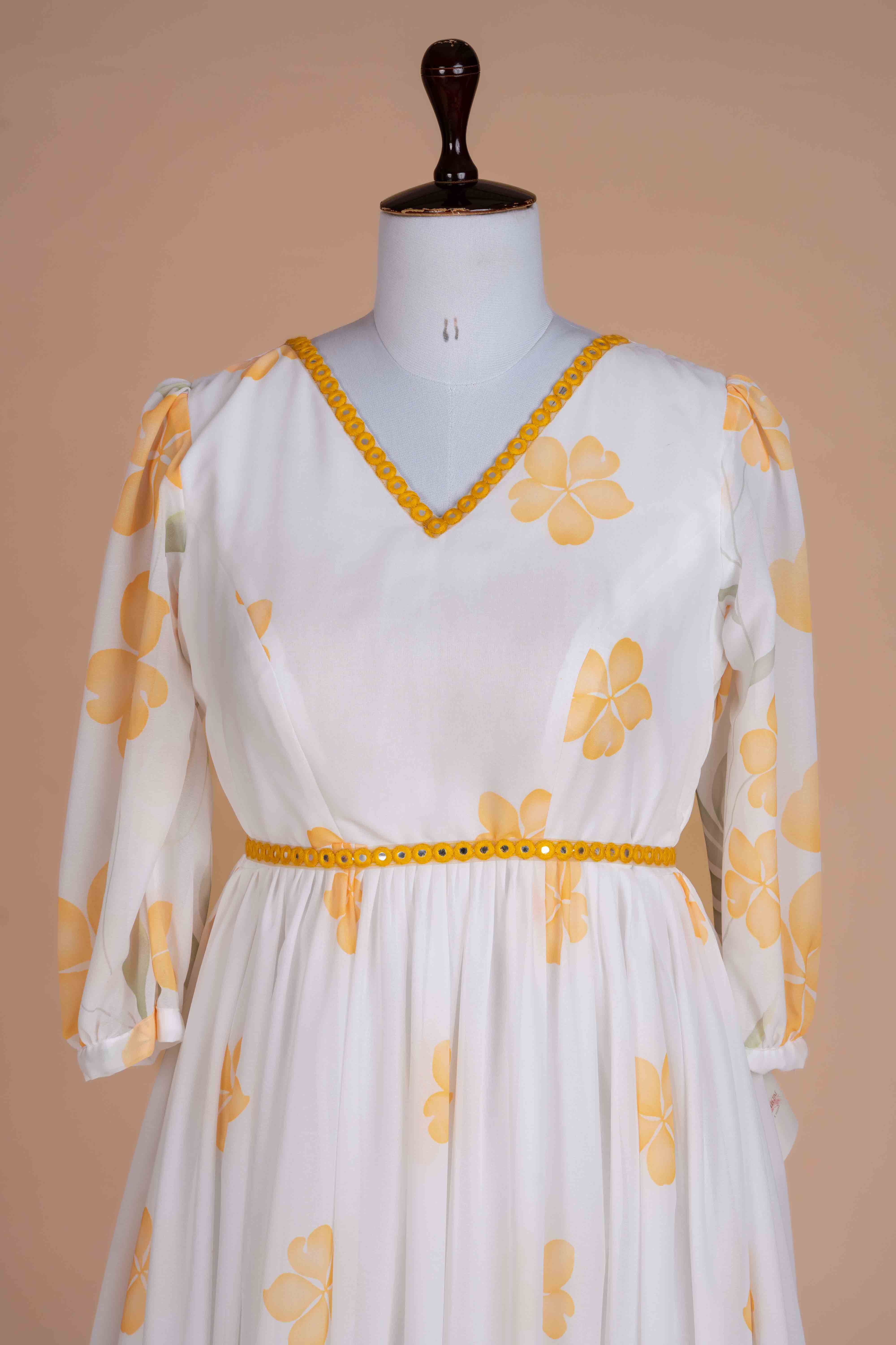 Sunlit Ivory – Priva Collective